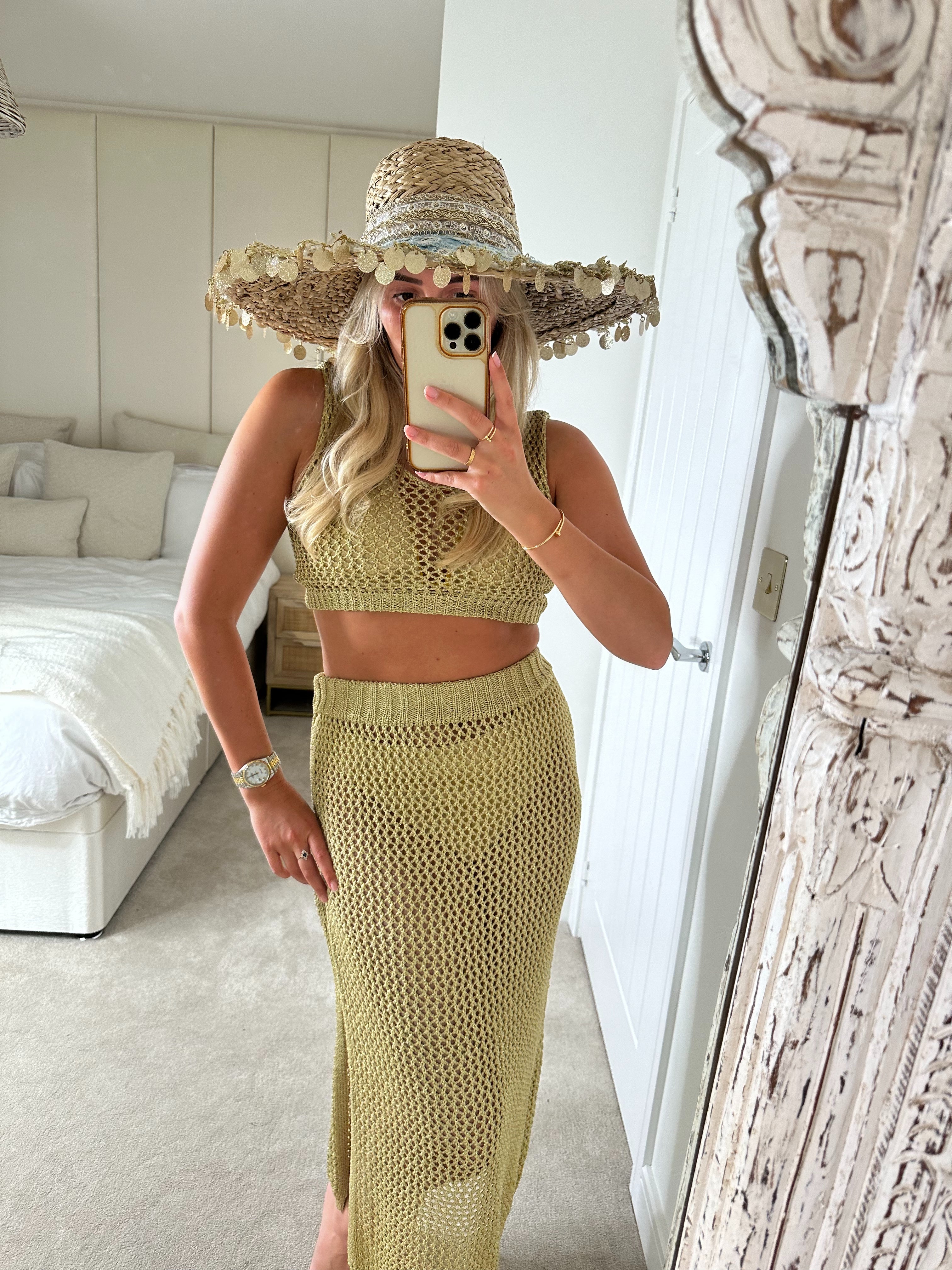 Gold Crochet Top & Skirt – Violets